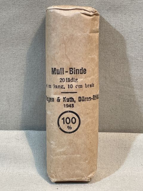Bunker Militaria: Original WWII German 1943 Dated Small Bandage, Mull-Binde