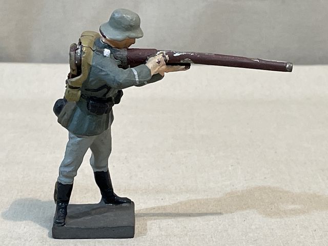 Bunker Militaria: Original Nazi Era German Toy Soldier Standing w ...