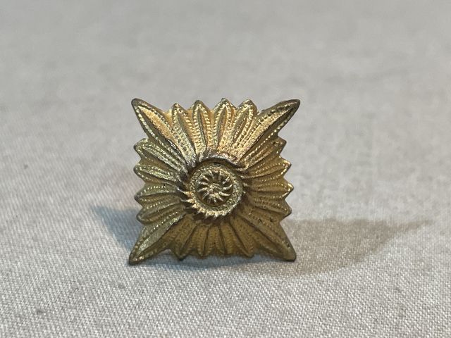 Bunker Militaria: Original WWII German Army Officer's Rank Pip, 15mm