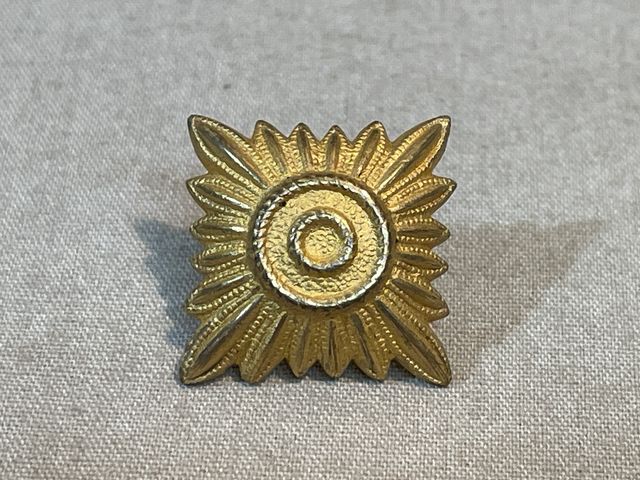 Bunker Militaria: Original WWII German Army Officer's Rank Pip, 16mm
