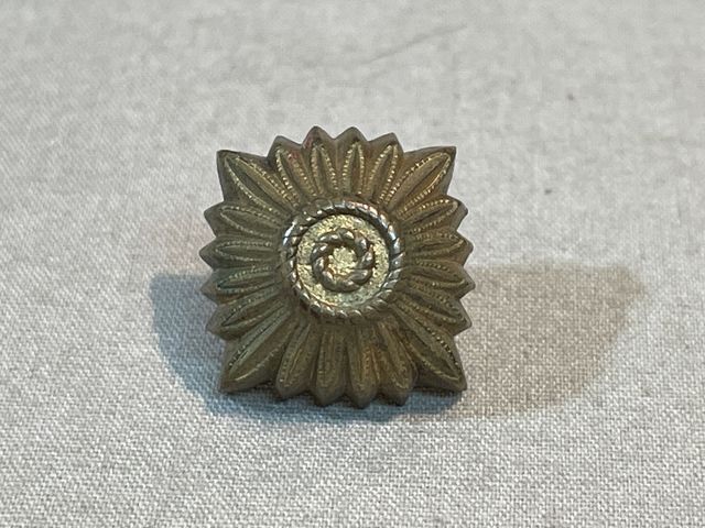 Bunker Militaria: Original WWII German Army Officer's Rank Pip, 15mm
