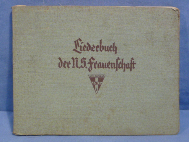 Bunker Militaria: Manuals & Books