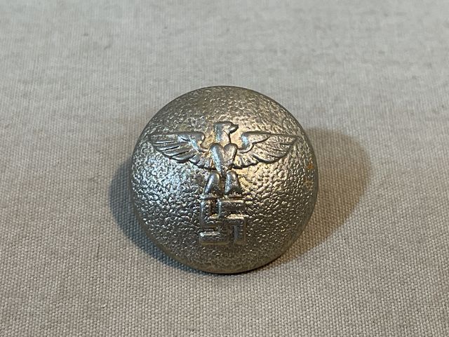 Bunker Militaria: Original Nazi Era German NSDAP GOLD Tunic Button, 21mm