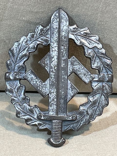 Bunker Militaria: Original WWII German SA Sports Badge in Silver