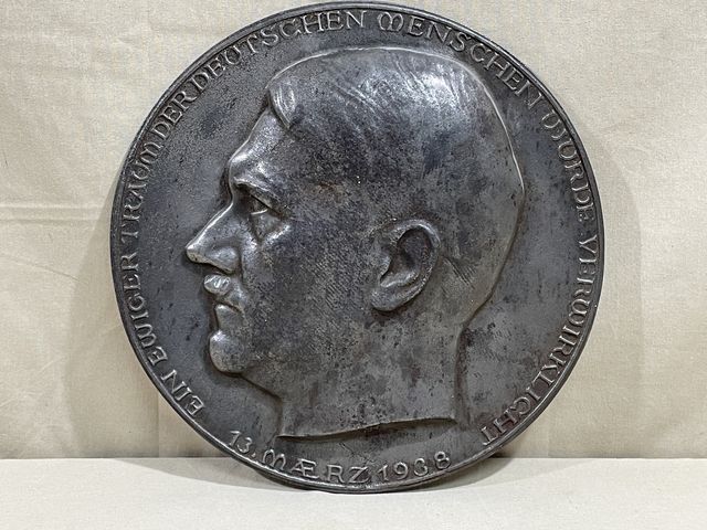 Bunker Militaria: Original Nazi Era German Round Heavy Metal HITLER ...