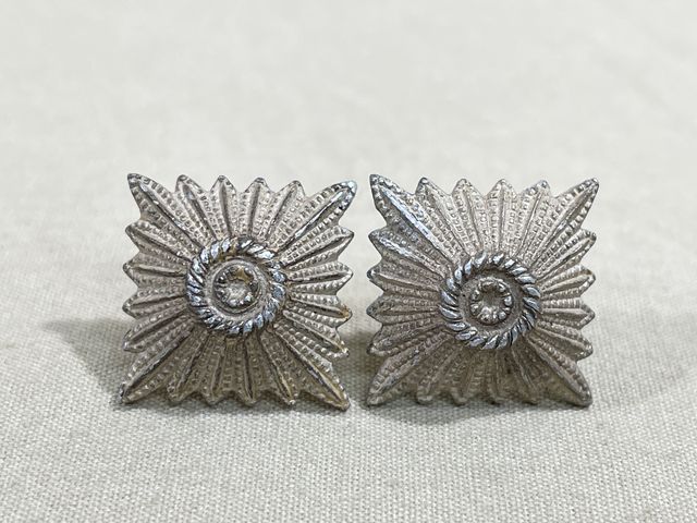 Bunker Militaria: Original WWII German Army NCO Rank Pips 15mm, Pair