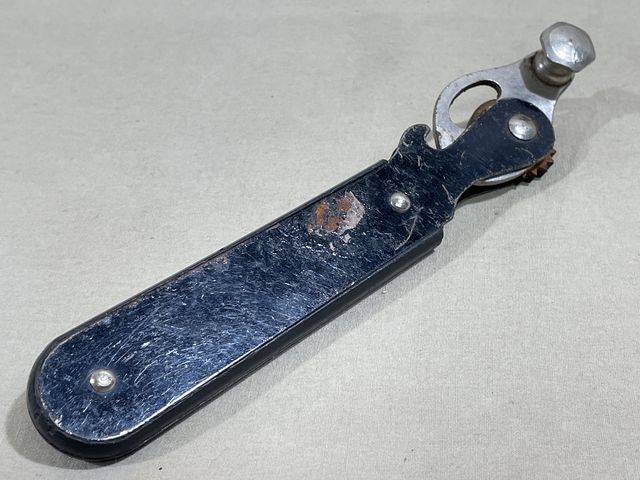 Bunker Militaria: Original WWII Era German Can Opener