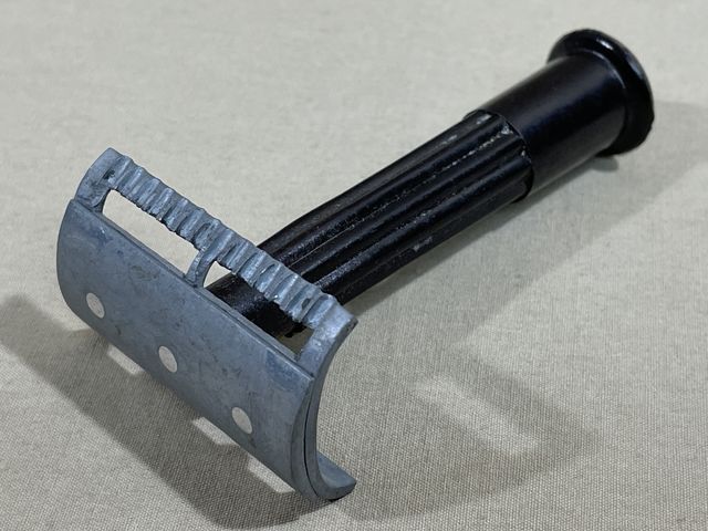 Bunker Militaria: Original WWII Era German Metal and Bakelite Safety Razor
