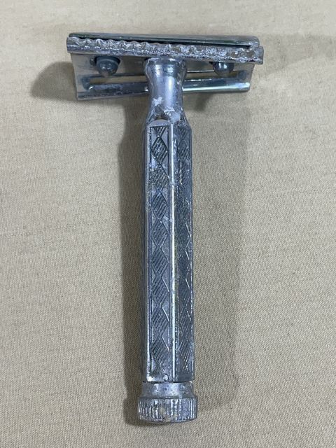 Bunker Militaria: Original WWII Era German Metal Safety Razor