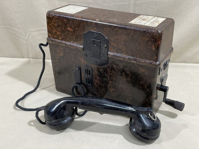 Bunker Militaria: Original WWII German Model 33 Field Phone in Bakelite ...