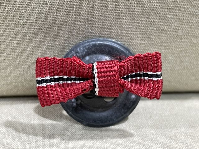 Bunker Militaria: Original WWII German Russian Front Medal Lapel Button Hole Ribbon, UNISSUED