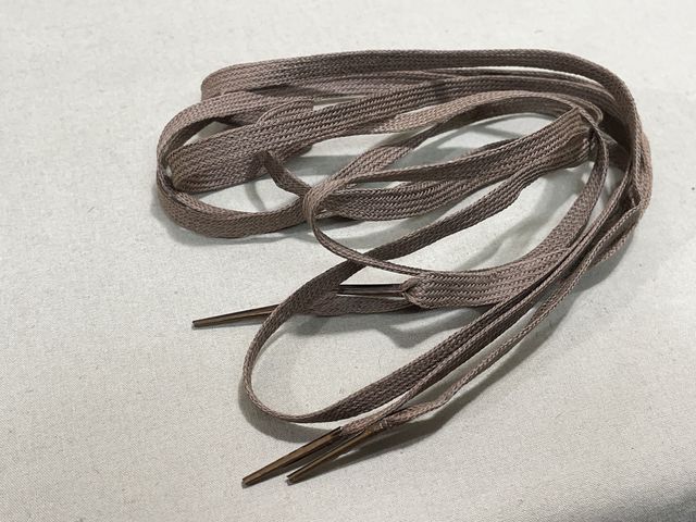 Bunker Militaria: Original WWII German TAN 90cm Shoe Laces, Pair