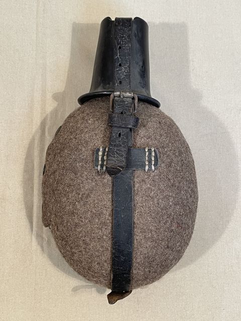 Bunker Militaria: Original WWII German Soldier's Mid-War M-31 Canteen w ...