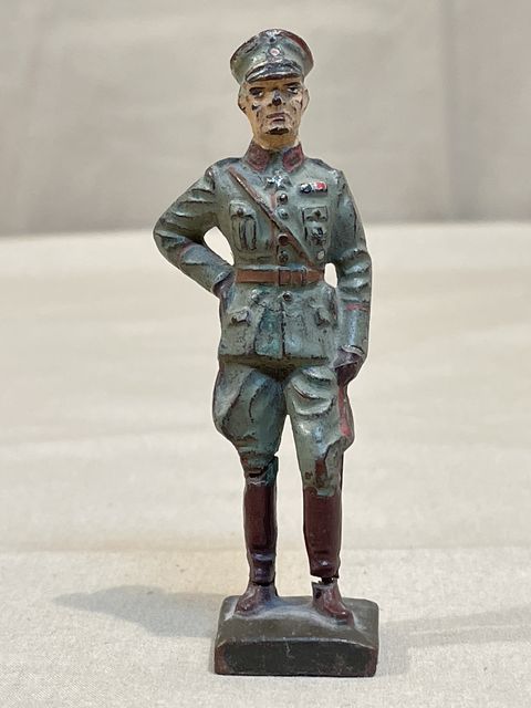 Bunker Militaria: Original Nazi Era German Toy Soldier Officer Standing ...