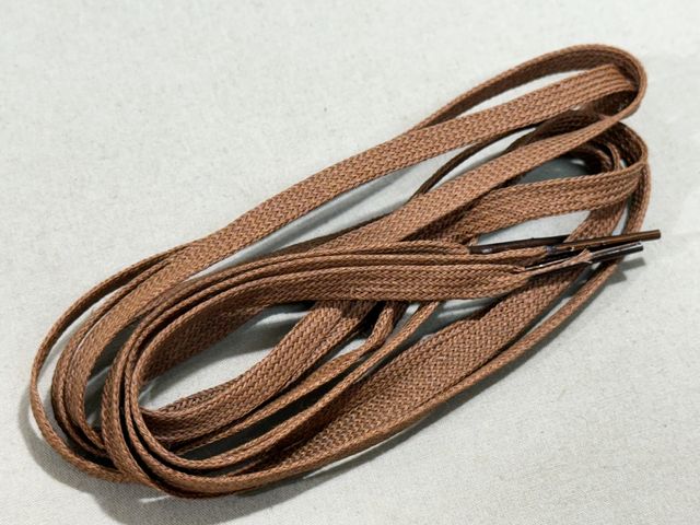 Bunker Militaria: Original WWII German TAN 90cm Shoe Laces, Pair